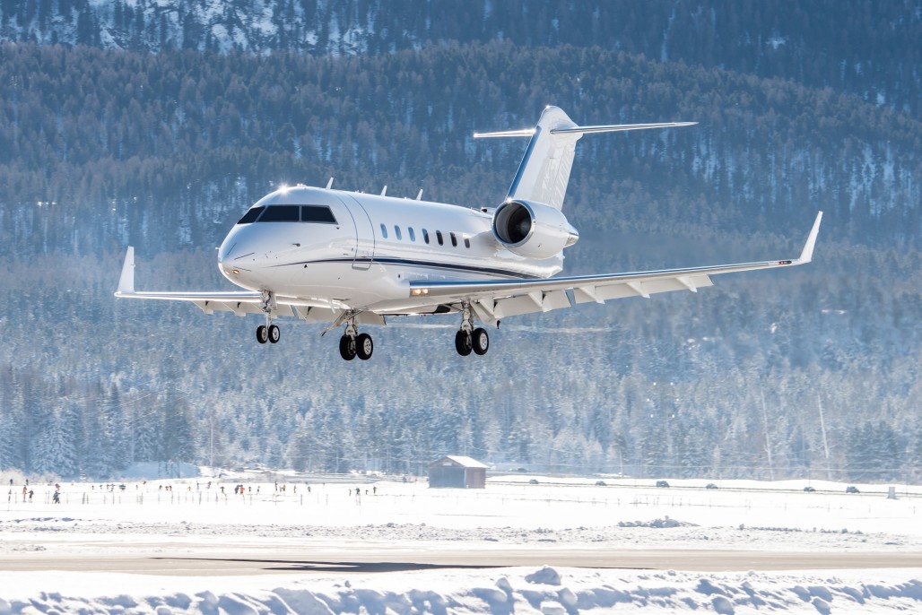 Challenger 600 Charter | Aircraft Rental | Mercury Jets