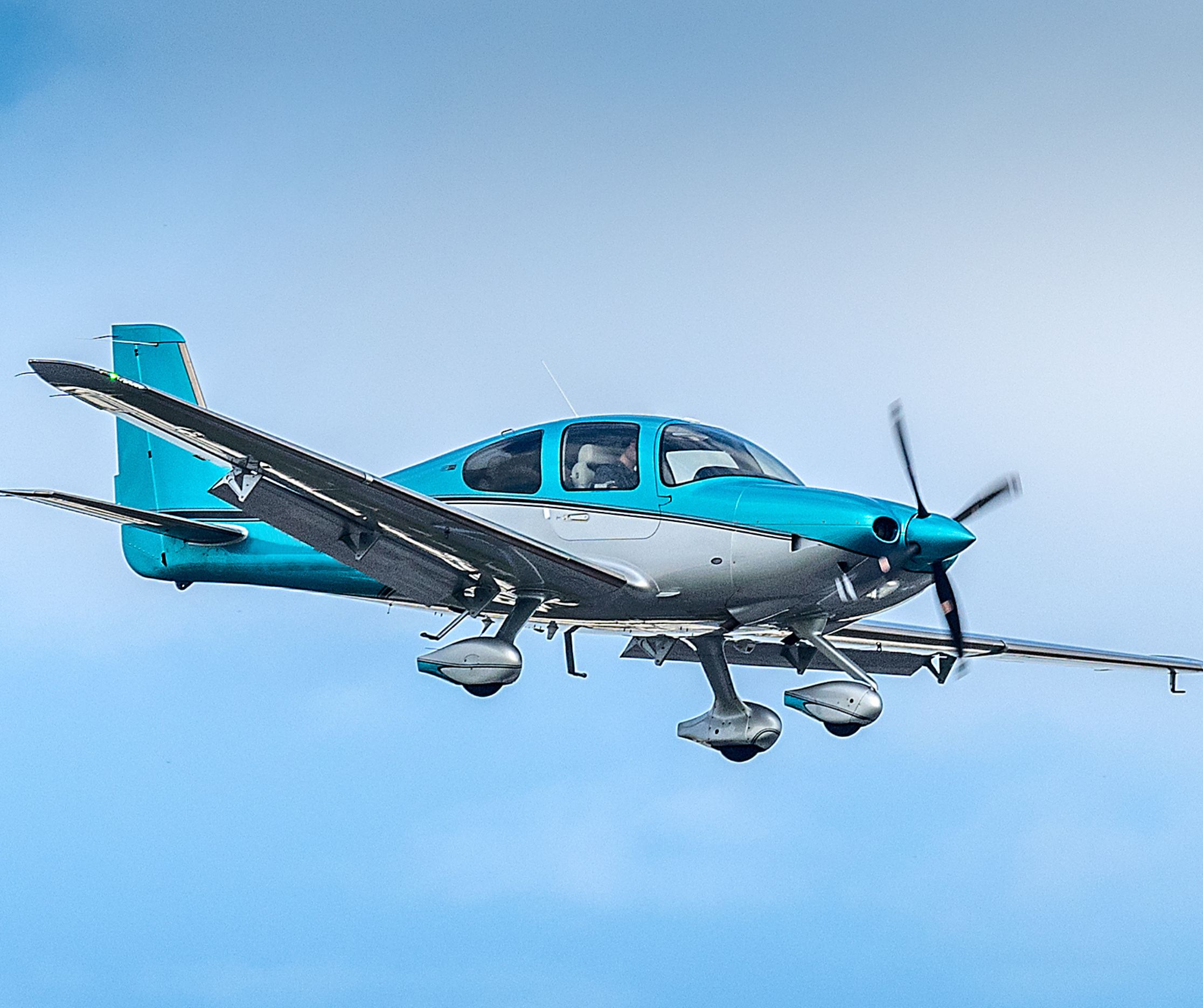 Cirrus SR22 Charter | Aircraft Rental | Mercury Jets